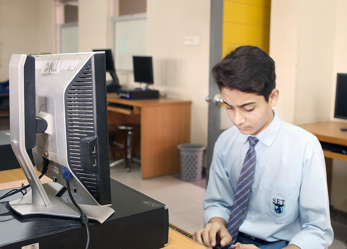 The Set School – The Set School